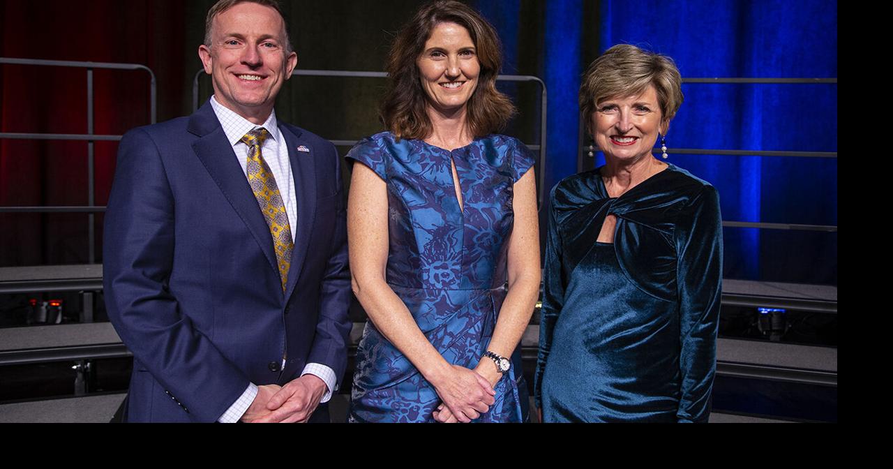 Historic Mesa council makeup celebrated at swearing-in | News ...