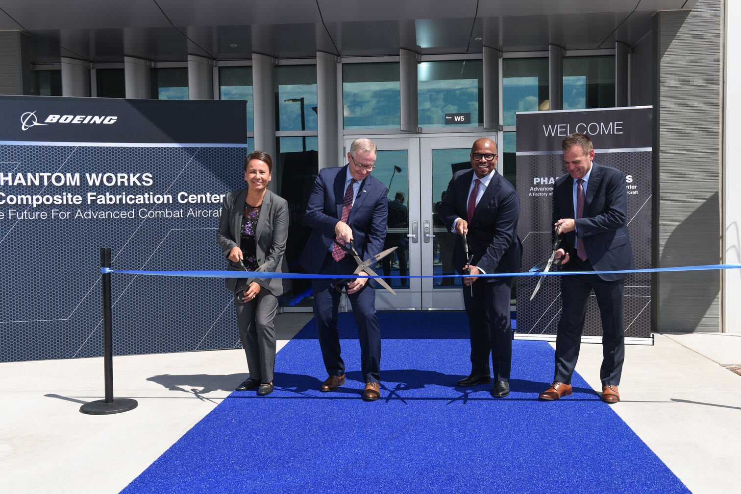 Boeing’s Phantom Works opening high-tech facility here | Business ...