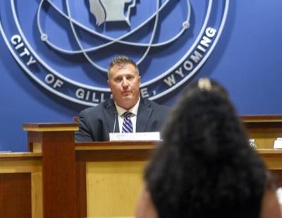 City council votes 5-2 to return Gillette Reproductive Health funding ...