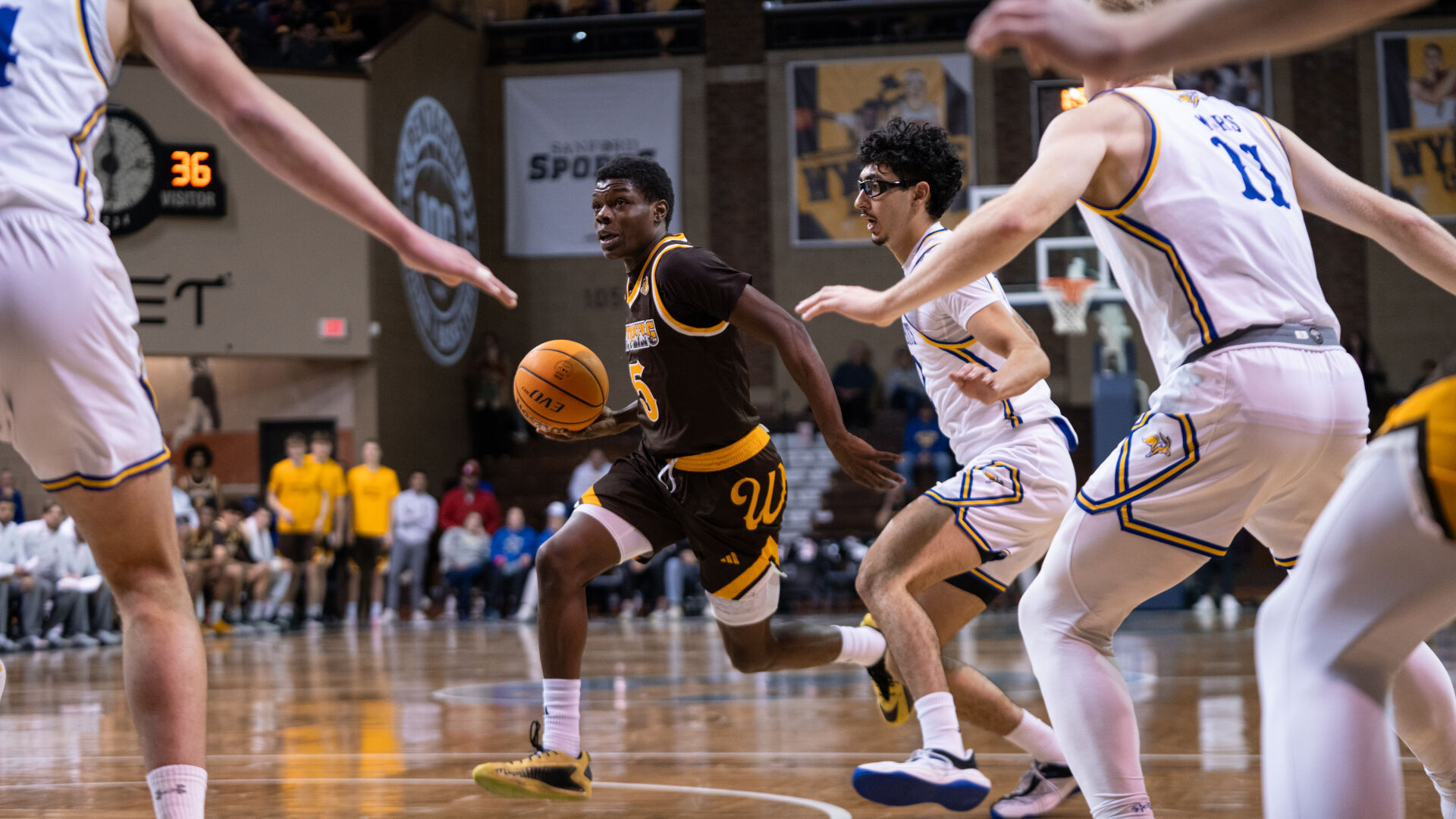 Wyoming men's hoops to host Grand Canyon | University of Wyoming ...