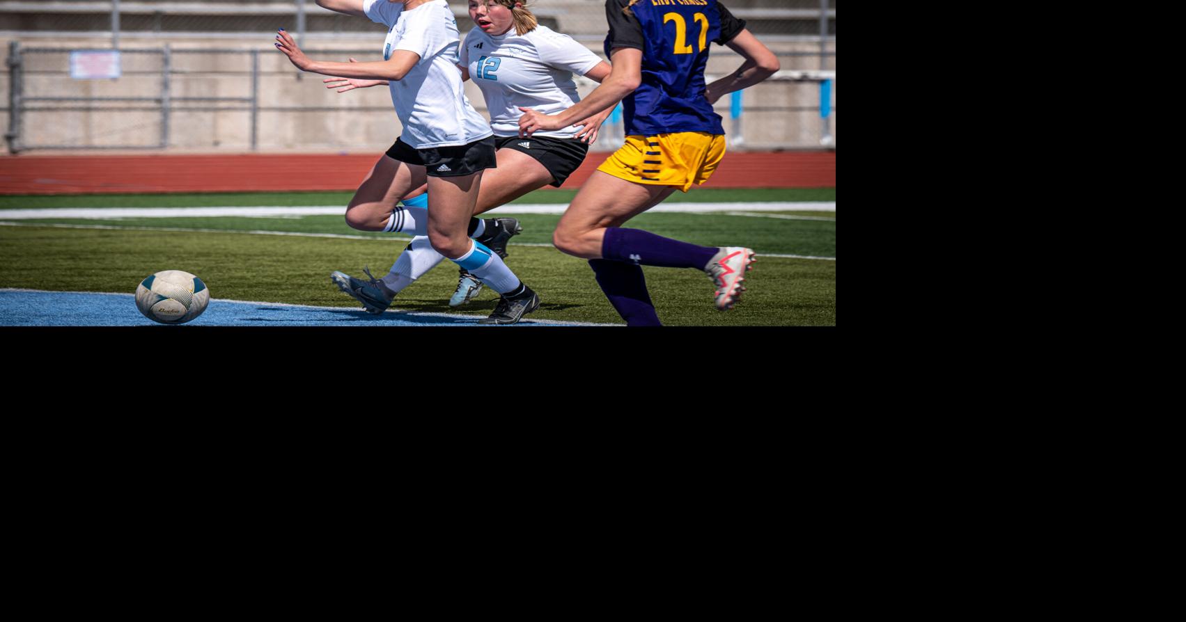 East's Paskett, Kirkbride ink with colleges | Cheyenne East ...