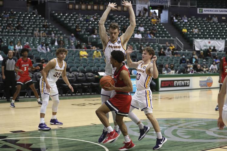 Wyoming forward Cole Henry to face familiar foe in 1st Border War ...