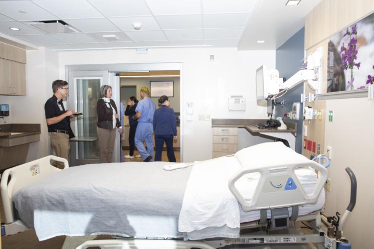 Public gets a first look at Cheyenne Regional Medical Center’s new ICU ...