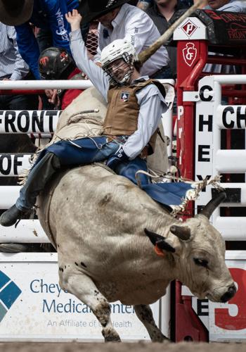 Bareback rider Mark Kreder bets on himself at CFD | Cfd | wyomingnews.com