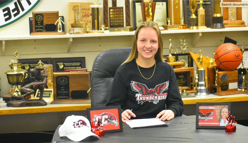 Green River soccer standout signs national letter of intent | Rocket ...