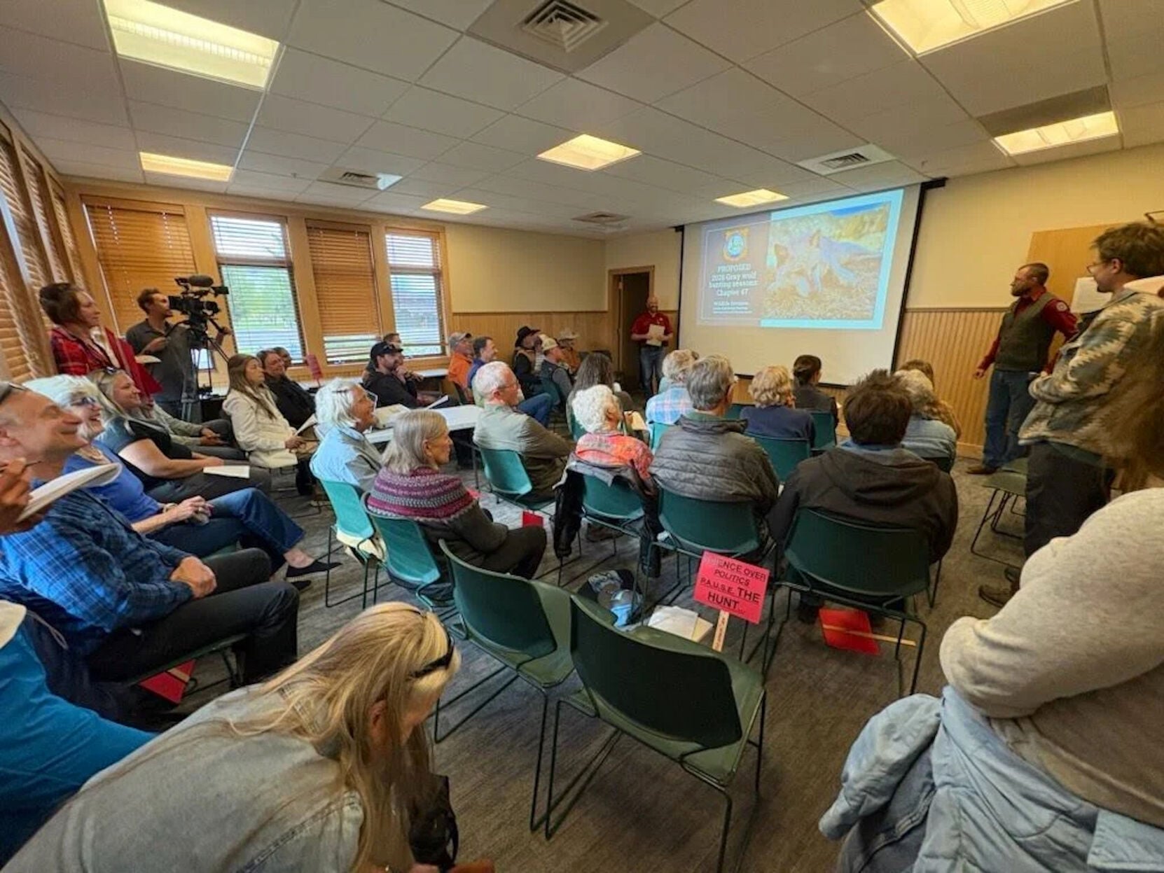 Jackson wolf hunting meeting has high turnout, police presence, but ...