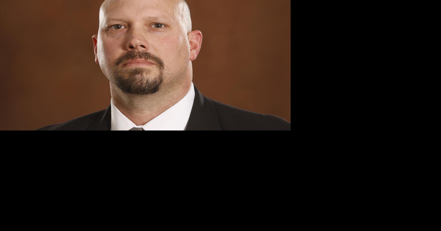 Having grown up going to UW games, OL coach Frazier feels back at home ...
