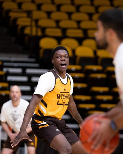 Leland Walker brings vital experience to Cowboys' backcourt ...