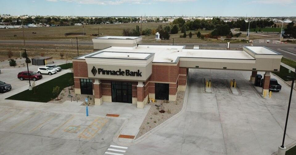 New Pinnacle Bank branch opens near LCCC | Banking & Finance ...