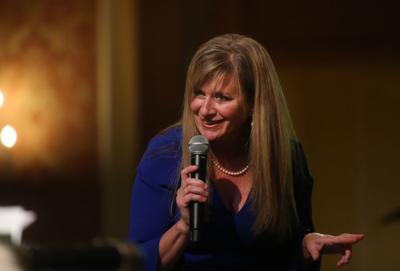 Critics of mayor organize rally, create online petition in opposition ...