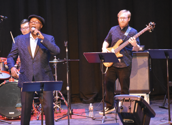 Jammin' with musical greats: Musicians go on a ''note"-worthy journey ...