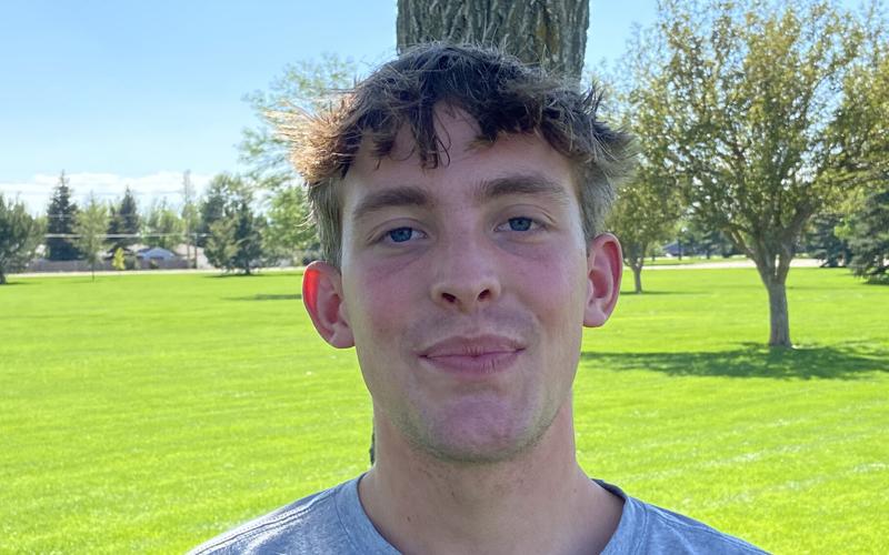 East distance runners Steveson, Zwonitzer, Ketcham will continue in ...
