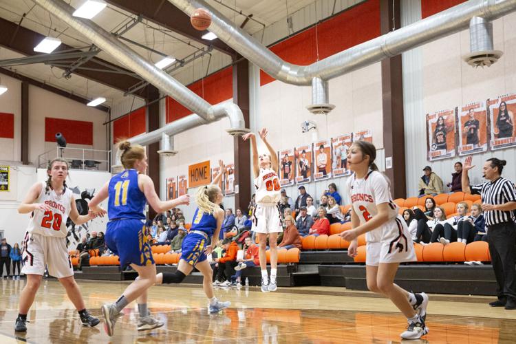 Burns Insurance Winter Classic prep basketball | Gallery | wyomingnews.com