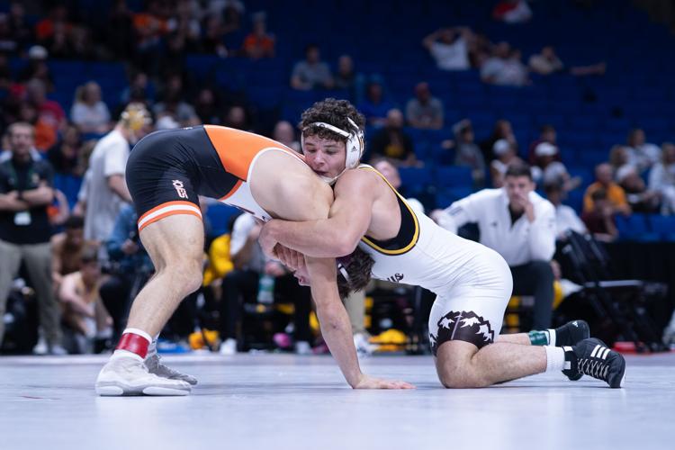 university of wyoming wrestling results