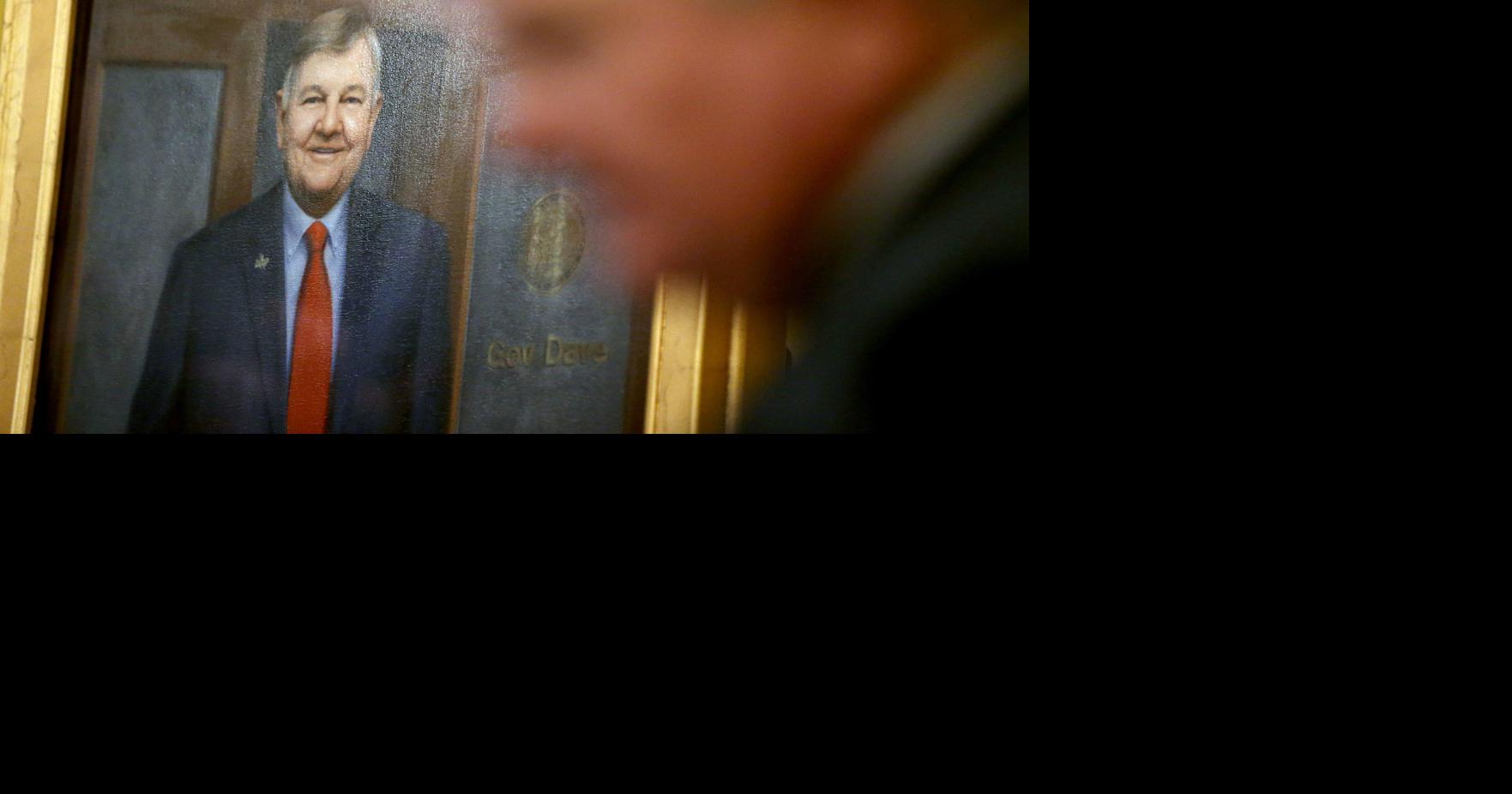 Former Gov. Dave Freudenthal has official portrait unveiled | Gallery ...