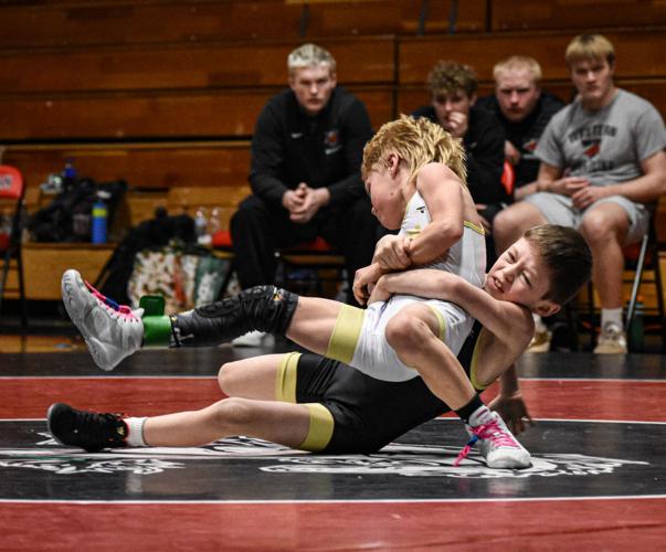 Top of the Rock wrestling club wraps up 2026 Trona Duals | Rocket Miner ...