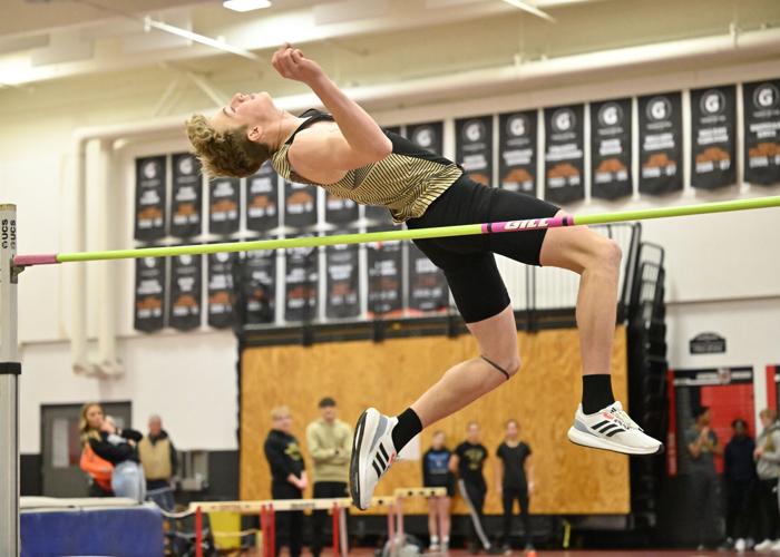 Cheyenne indoor track squads start seasons | Burns | wyomingnews.com