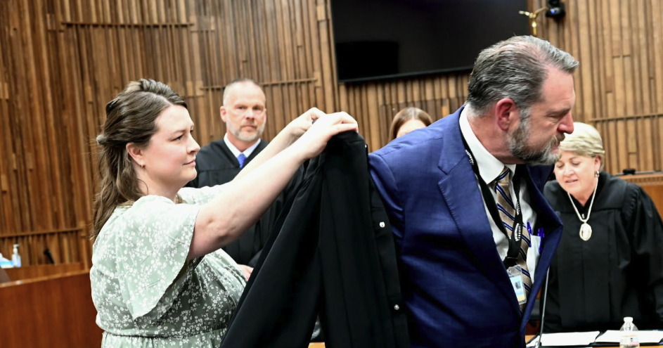 E. Dean Stout becomes new circuit court judge | Rocket Miner ...