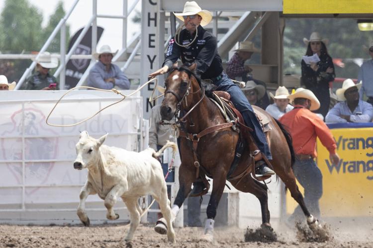 Bareback riders steal the show at CFD rodeo | | wyomingnews.com