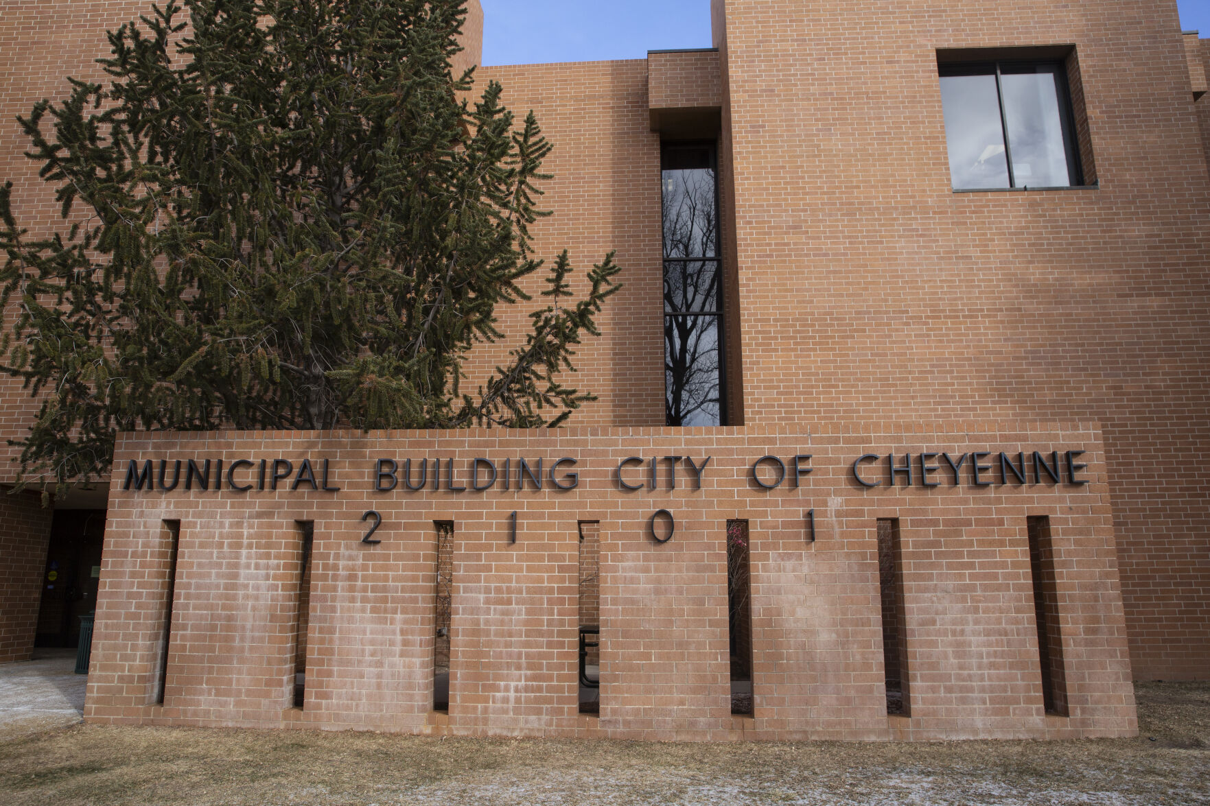 Cheyenne Municipal Building to remain closed until further notice ...