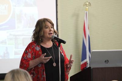 Bus tours attract explorers in Sweetwater County | Economy & Labor ...