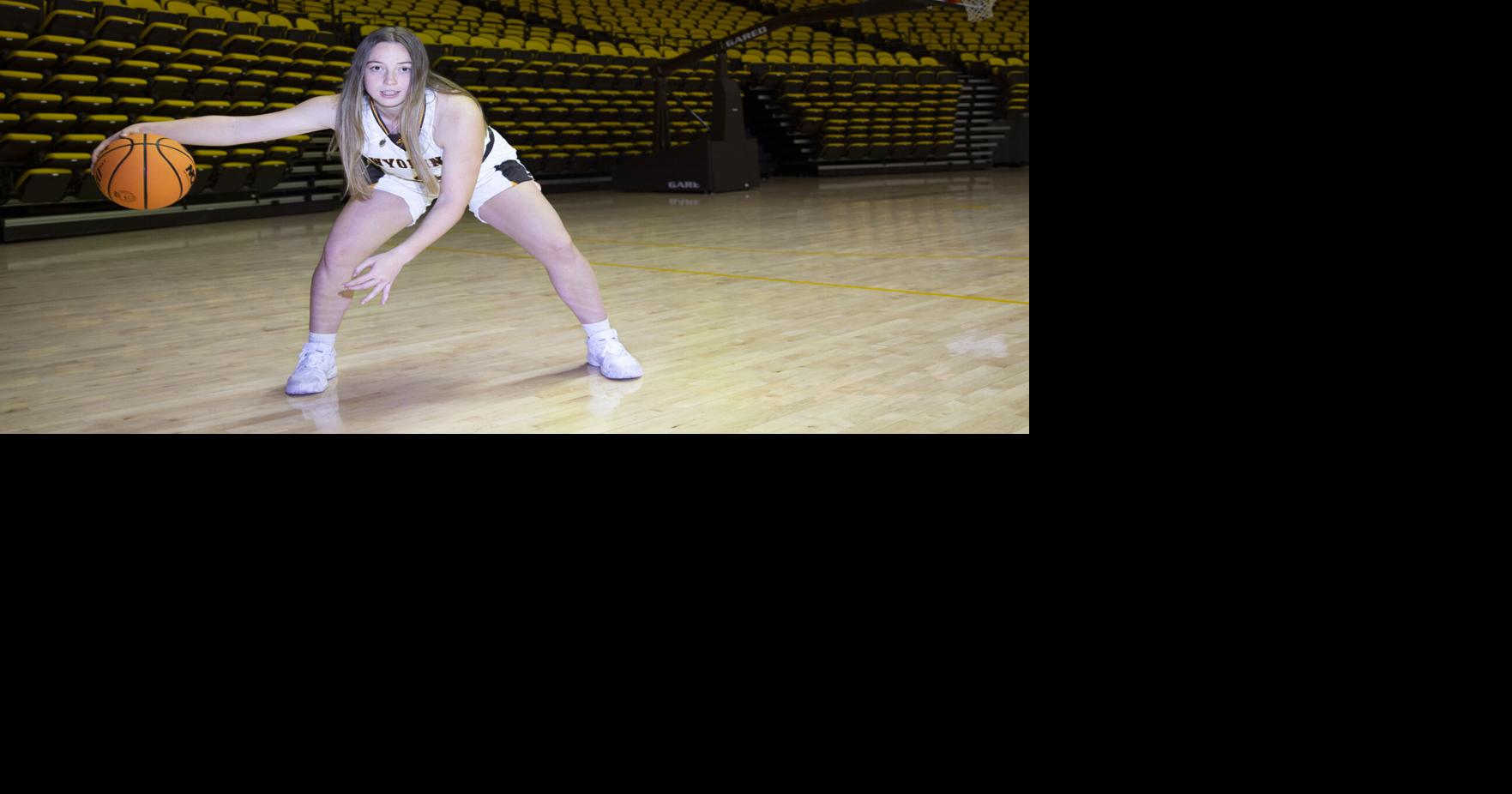 Ellis embracing elevated role with UW | Women’s Basketball ...