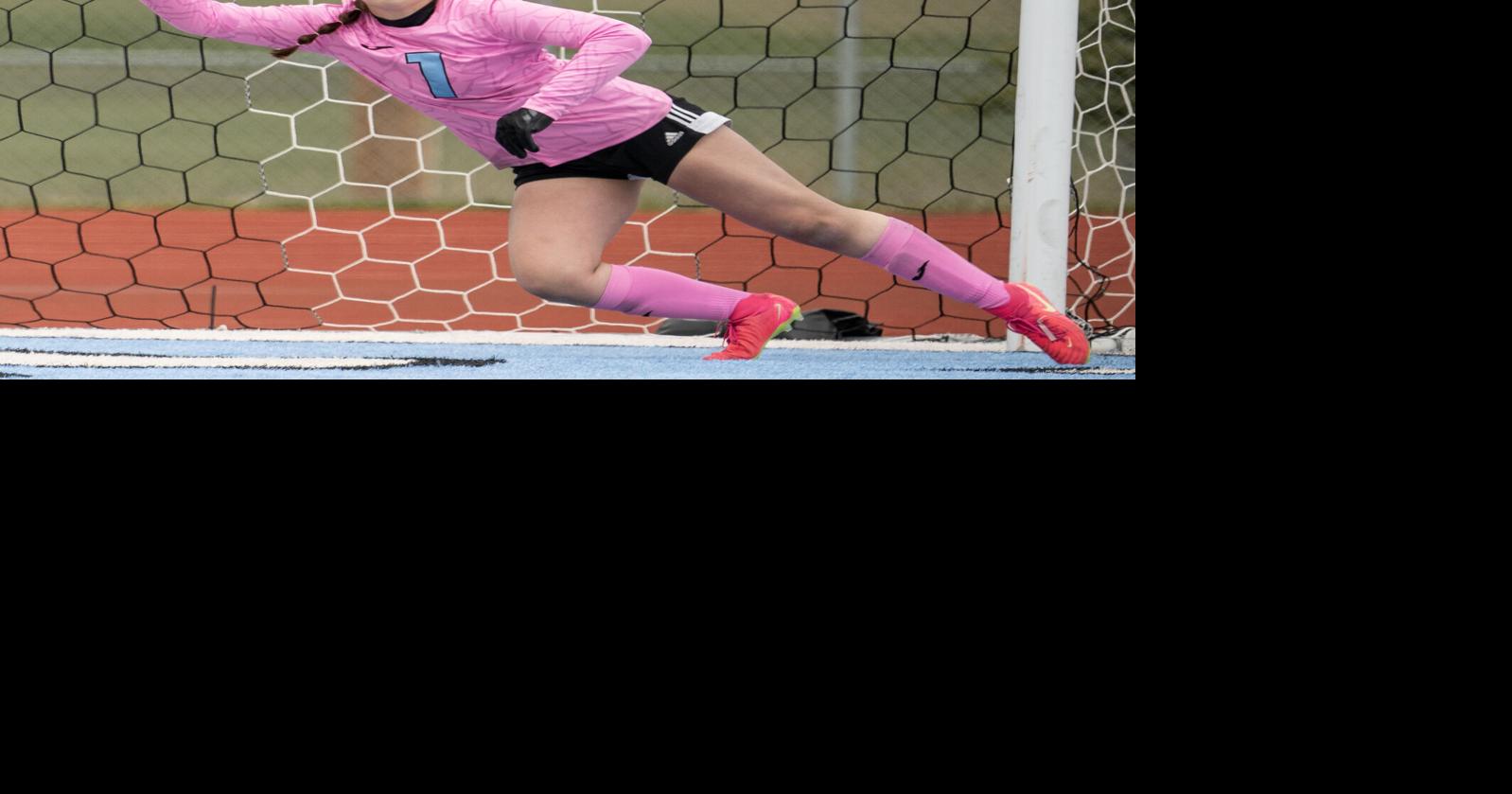 Cheyenne East girls reach state after surviving barrage from Sheridan ...