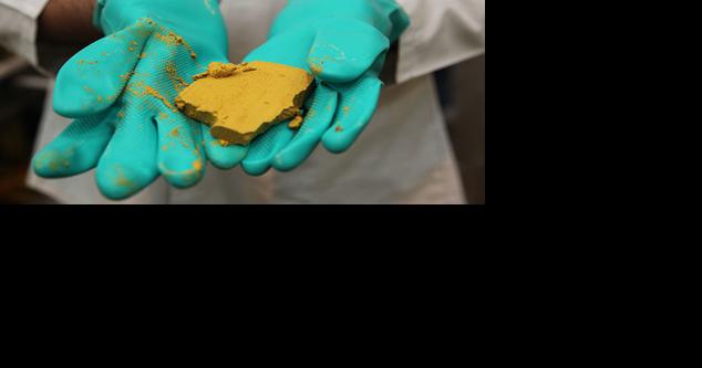 yellowcake uranium ore