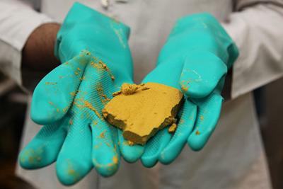 yellowcake uranium uses
