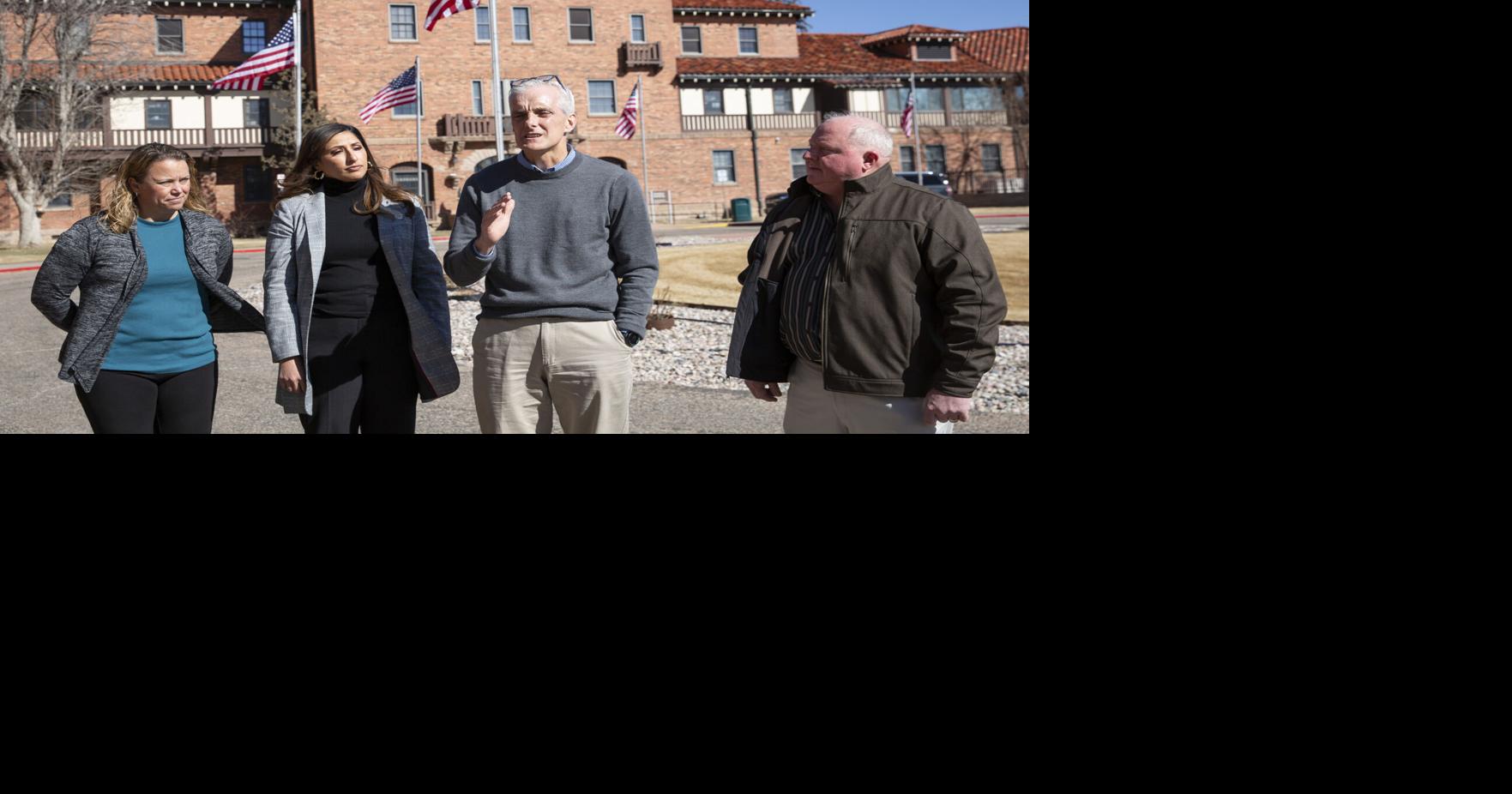 Federal Veterans Affairs Secretary visits Cheyenne on tour of Wyoming ...