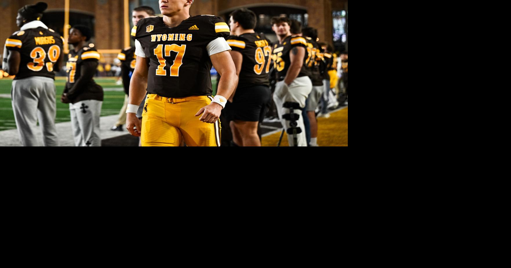 Wyoming QB Evan Svoboda exemplifying leadership | University of Wyoming ...