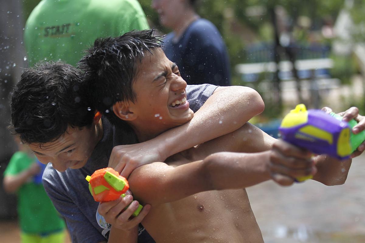 Community water gun fight makes a splash | Gallery | wyomingnews.com