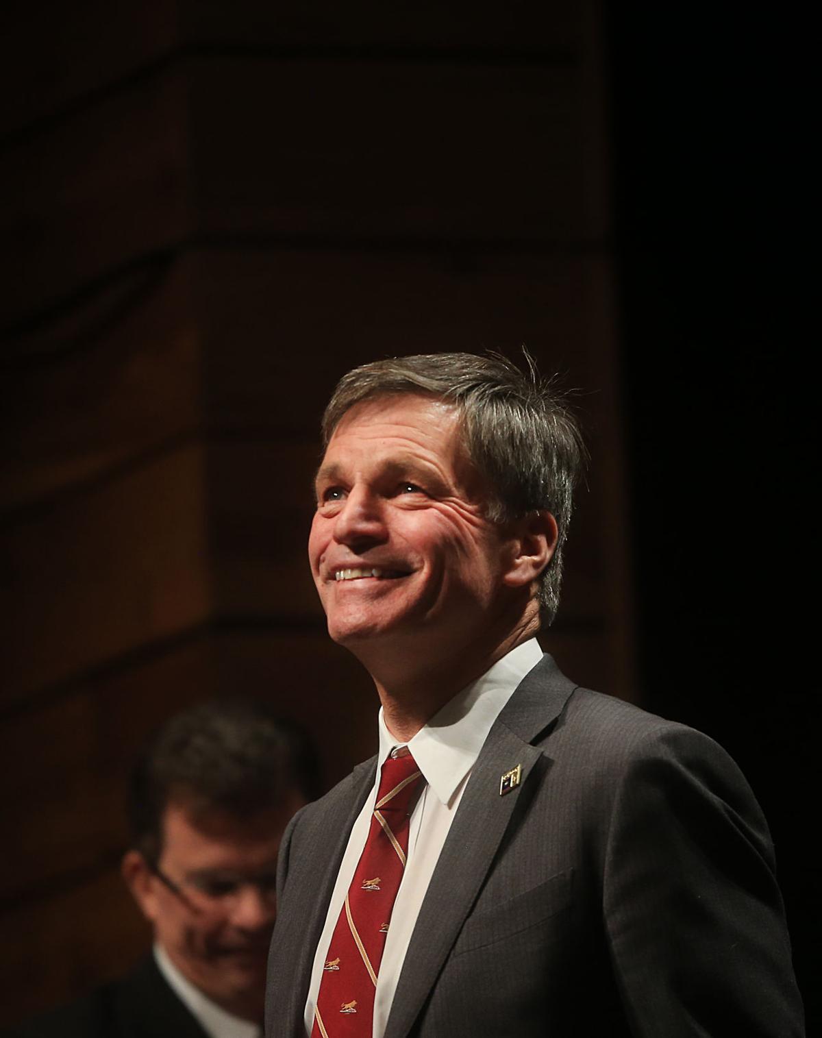 Inauguration of Mark Gordon, Wyoming's 33rd governor | Gallery ...