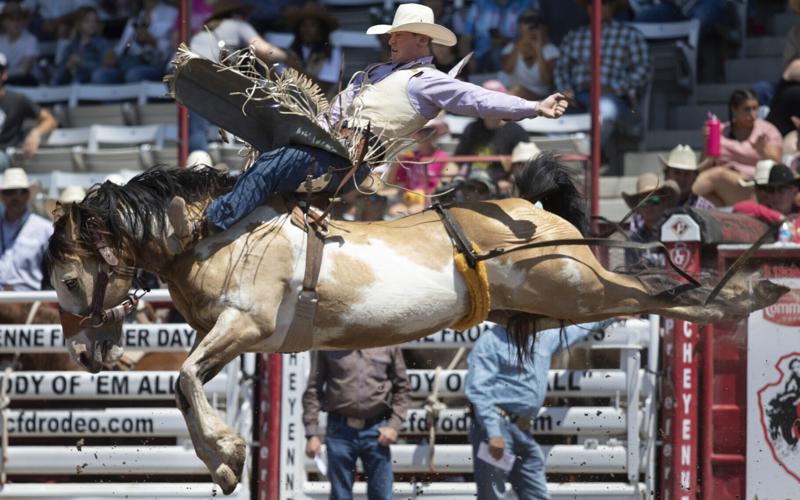 Cheyenne Frontier Days Rodeo, Day 5 | Gallery | wyomingnews.com
