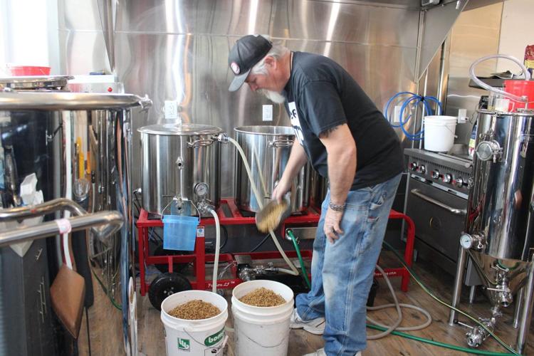 Cheers for beers: First microbrew opens in Green River | Rocket Miner ...