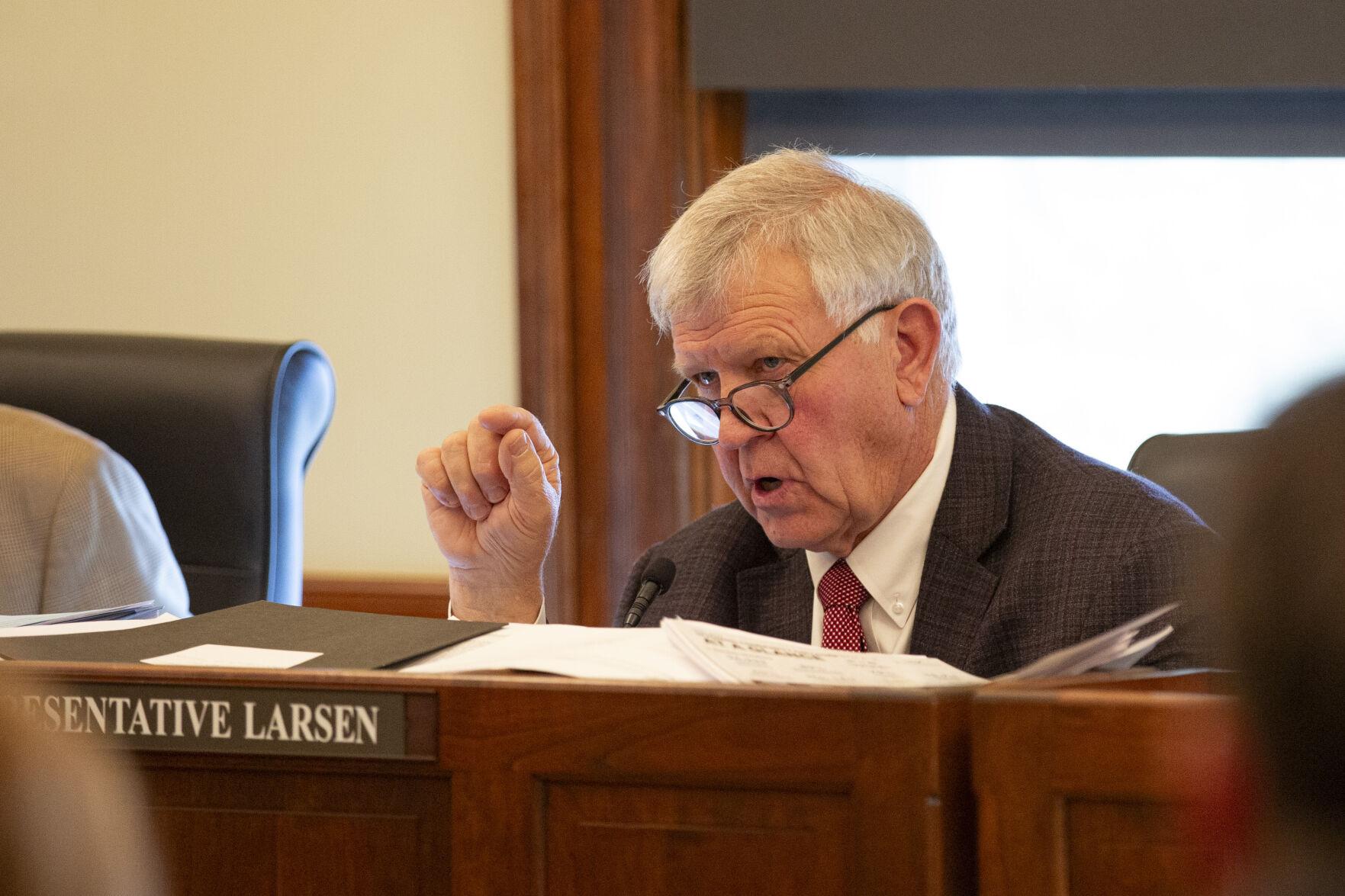 Wyoming lawmakers discuss legislating restrictions on foreign land ...