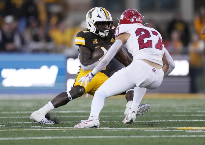 Wyoming RB Harrison Waylee to miss at least four more games | Rawlins ...