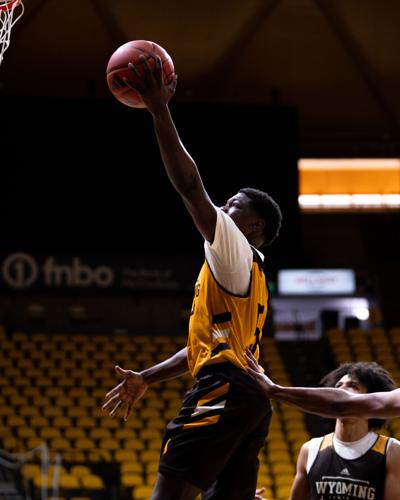 Leland Walker brings vital experience to Cowboys' backcourt ...