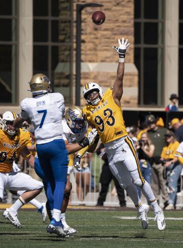 DeVonne Harris leads Cowboys in sacks after career-best game ...