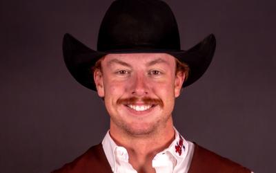 Wyoming's Wang in contention for CNFR title in steer wrestling ...