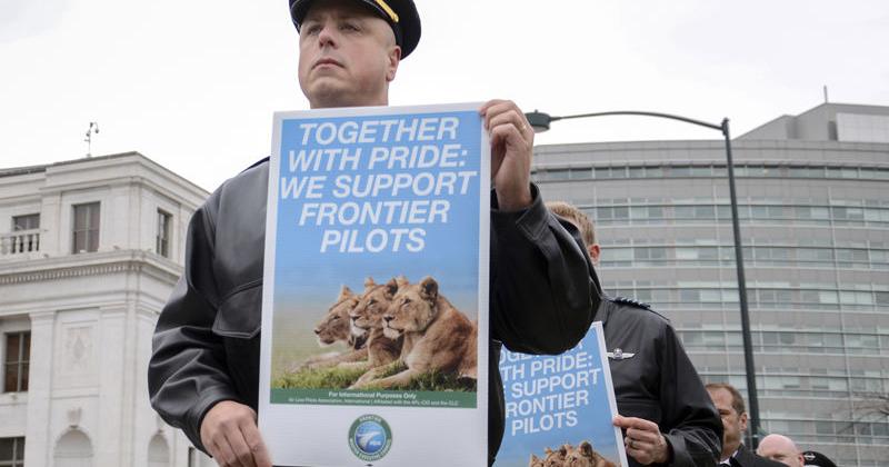 Frontier pilots demonstrate in Denver amid pay fight | From The Wire ...