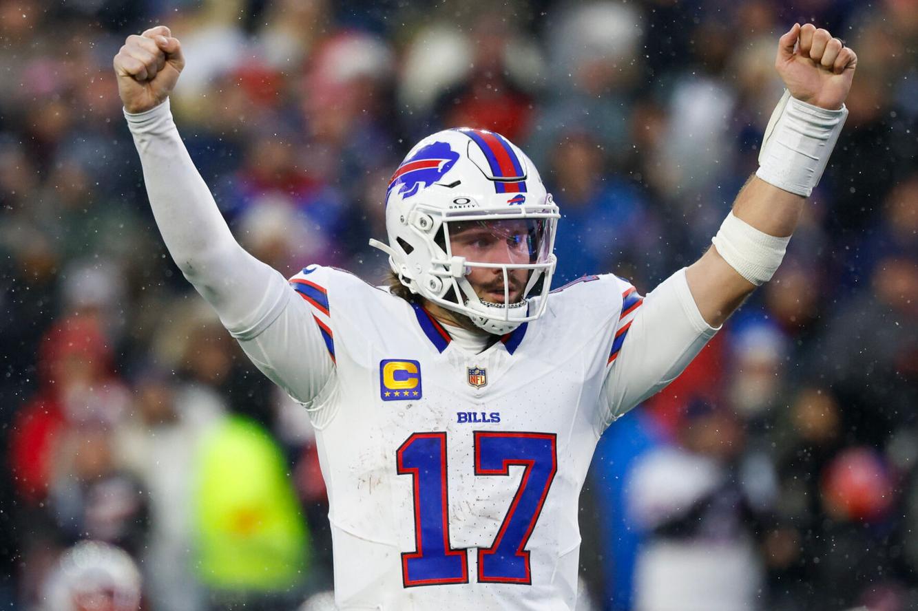 Pokes in the Pros: Allen helps key Bills' comeback against Pats ...