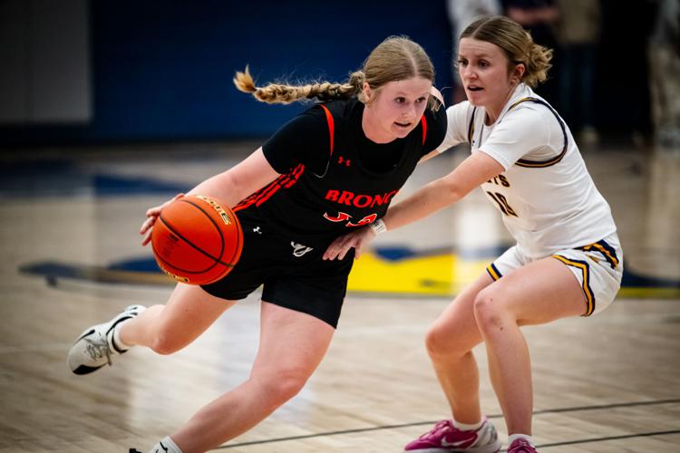 Burns freshman Jencie Franzen making noise in first year of high school ...