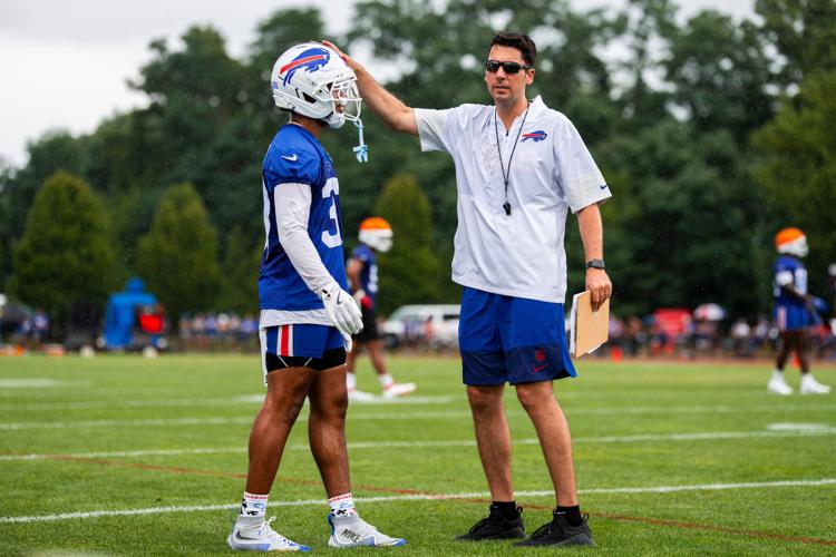 Christian Taylor named Wyoming's offensive coordinator | University of ...