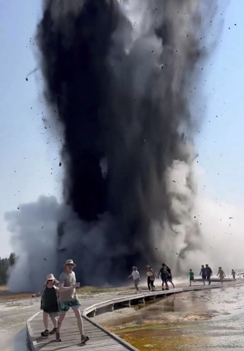 Biscuit Basin thermal area explosion not atypical for Yellowstone ...