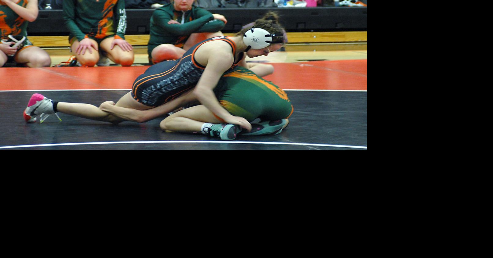 'Creating a family': RSHS girls wrestling growing in numbers | Rocket ...