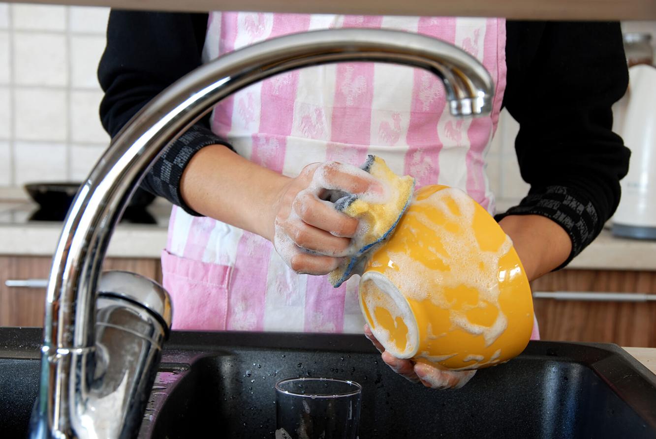 Neman: Do we really have to teach young adults how to hand-wash dishes ...