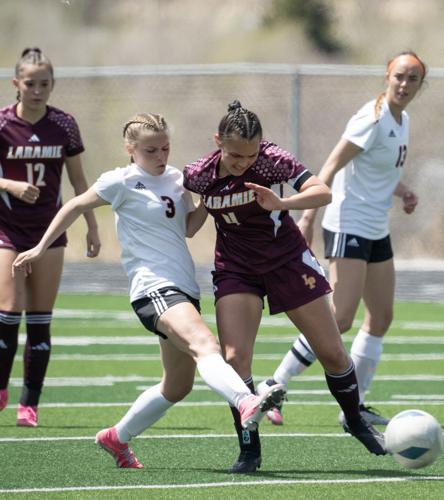 Laramie girls have dominant start at state | Laramie High | wyomingnews.com
