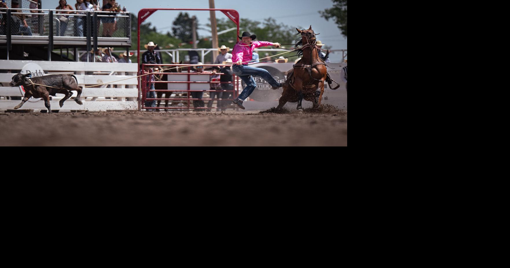 Tyson Durfey claims elusive CFD tie-down buckle | Cfd | wyomingnews.com