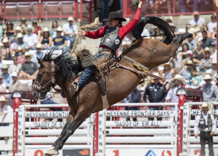 Taylour Latham claims first breakaway quarterfinal | Cfd | wyomingnews.com